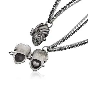 CARTOGRAPHY Heart In Heart Locket Necklace - Silver/grey