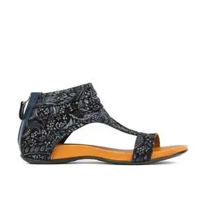 Embassy London Usa Glossed Sandals For Women