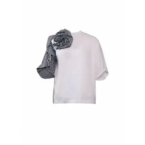 EMMA WALLACE Rose Tee