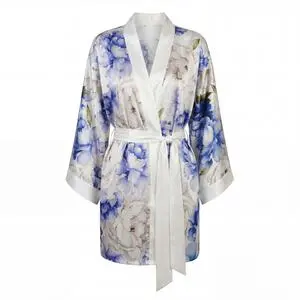 VIMISSIA Blue / White Peony Allure Short Silk Kimono Style Robe In Blue - Blue/white