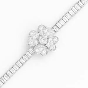 MAISON DE GALA Daisy Bloom Crystal Bracelet