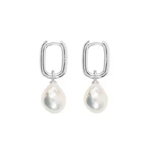 ORA PEARLS Aetia Baroque Pearl Hoop Earrings - Gold/white