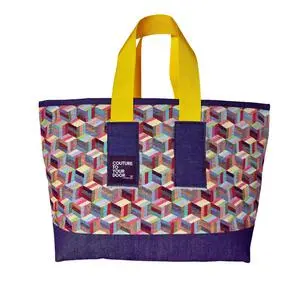 COUTURE TO YOUR DOOR Geometric Tapestry Tote Bag - Pink/purple