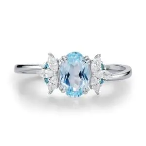 AZURA JEWELRY NEW YORK Twilight Star Sky Blue Topaz Ring - Silver