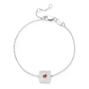 KOUREE Fixed Charm Bracelet With Garnet - Silver