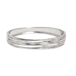 UCHI & SOTO Nami Twist Bangle - Silver