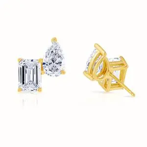 AVIR NEW YORK Solid Gold Toi Et Moi Lab Grown Diamond Stud Earrings - Yellow