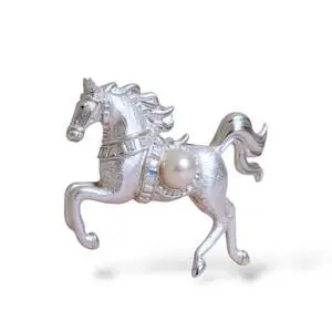 Ninemoo Pendant Pins And Brooches