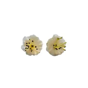 THE PINK REEF Chiffon Stud Earrings