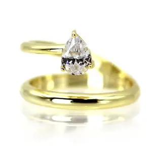 VICSTONENYC FINE JEWELRY Pear Cut Rolling Ring - Gold