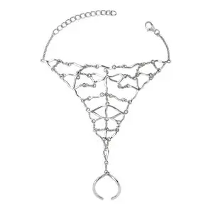 LUCY QUARTERMAINE Solid Sterling Elements Hand Chain - Silver