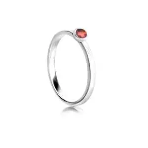 THE JEWELLERY STORE LONDON Silver Stacked Ring With Garnet Gemstone - Silver/red