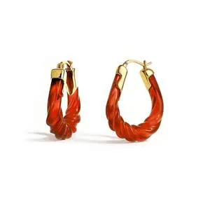 GOLD & HONEY Twisted Oval Lucite Hoop Earrings With Garnet Detail - Gold/red