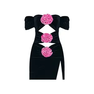 Nur Karaata Sheath Dresses