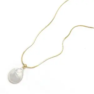BIKO Lustre Coin Pearl Pendant Gold