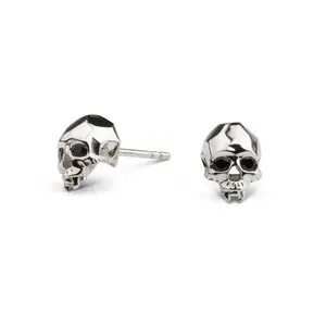 KASUN LONDON Vampire Skull Stud Earrings - Silver