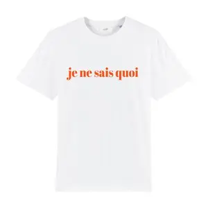 FANCLUB Je Ne Sais Quoi Retro Slogan T-shirt - White