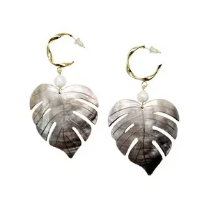 FARRA Shell And Pearl Leaf Earrings - Black