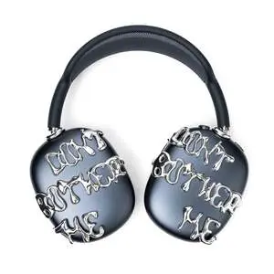 Cordée Cases Don't Bother Me Chrome Airpods Max Case - Silver