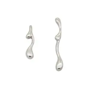 DARIA PACELLI JEWELRY Caribou Asymmetrical Earrings - Silver
