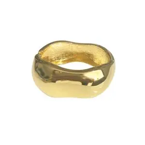 MONARCH Sculpted Bangle