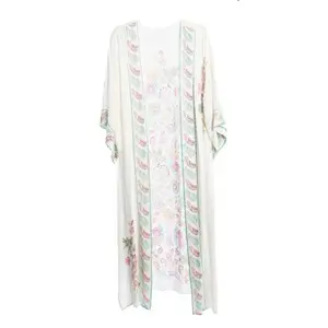 Saachi Flowy Paisley Kimono - White