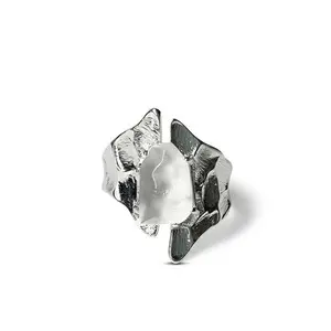 ORMIRO Glacier Clear Quartz Ring