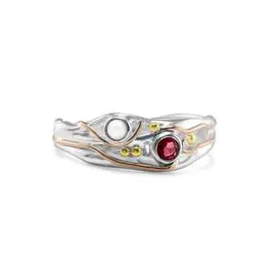 ISLA SILVER Sterling Silver Pearl & Ruby Ring Red/silver/white