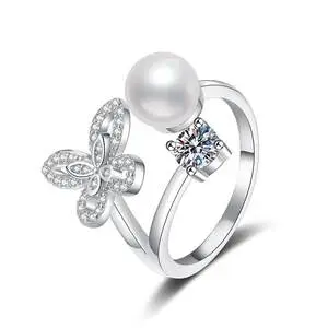 ANGEL BAROCCO Butterfly Pearl And Moissanite Ring - Silver