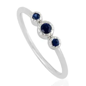 ARTISAN 18k White Gold Three-stone Sapphire Ring