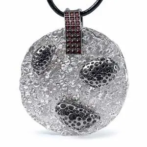 GERMAN KABIRSKI Niam Garnet Silver Pendant - Red/silver