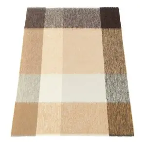 ELISKÁ Large Mohair Abstract Throw In Parchment - White