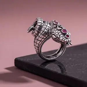 UNALOE Sterling Silver Snake Ring With Rubies - Silver/red