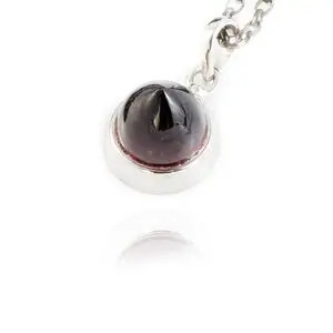 THE JEWELLERY STORE LONDON Sterling Silver Wine Garnet Pendant Necklace - Silver/red