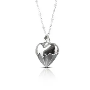 KASUN LONDON Onyx Heart Pendant - Silver