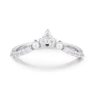 AZURA JEWELRY NEW YORK Pearl And Topaz Vermeil Band Ring - Silver