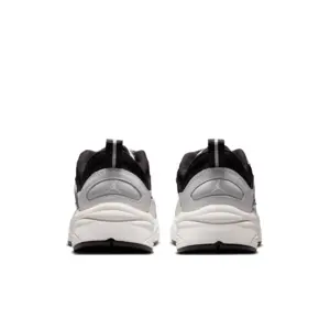 JORDAN Trunner O/s Sneakers - Grey