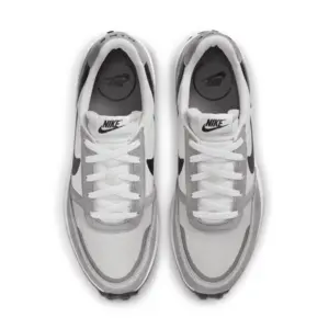 Nike Waffle Nav Sneakers