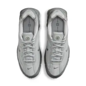 Nike Shox Ride 2 Sneakers - Grey