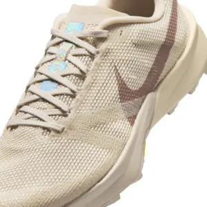 Nike Kiger Trail Running Shoes