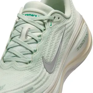 Nike Vomero Plus Road Running Shoes - Grey