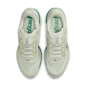 Nike Pegasus Premium Road Running Shoes - Green