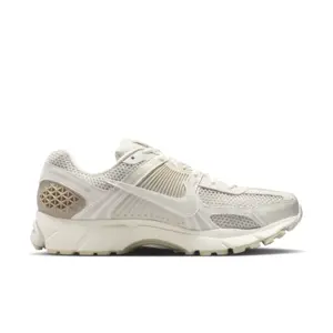 Nike Zoom Vomero 5 Sneakers - Grey