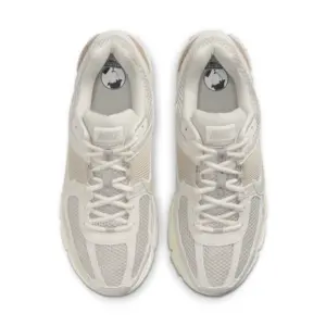 Nike Zoom Vomero 5 Sneakers - Grey