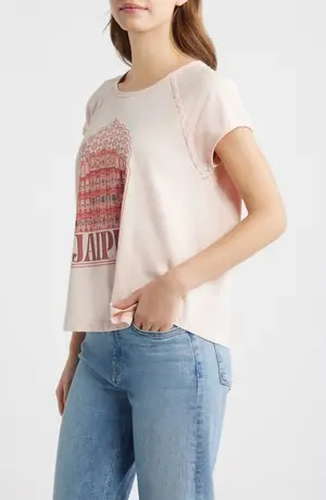 CITY BLUES Crochet Detail Graphic T-shirt - Pink