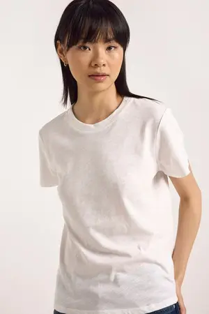 BRODIE CASHMERE Boxy Crew Neck T-shirt - White