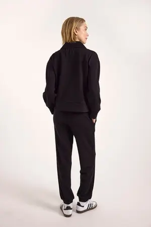 BRODIE CASHMERE Jersey Half Zip Sweatshirt With Piping Detail - Black