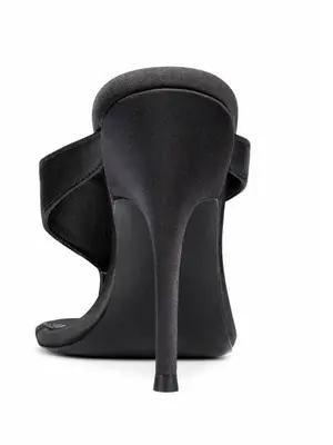 FEMME Rio Thong Slipper - Black