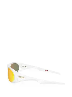 Oakley Rectangle-frame Sunglasses - White