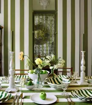 SUMMERILL & BISHOP Linen Stripe Tablecloth